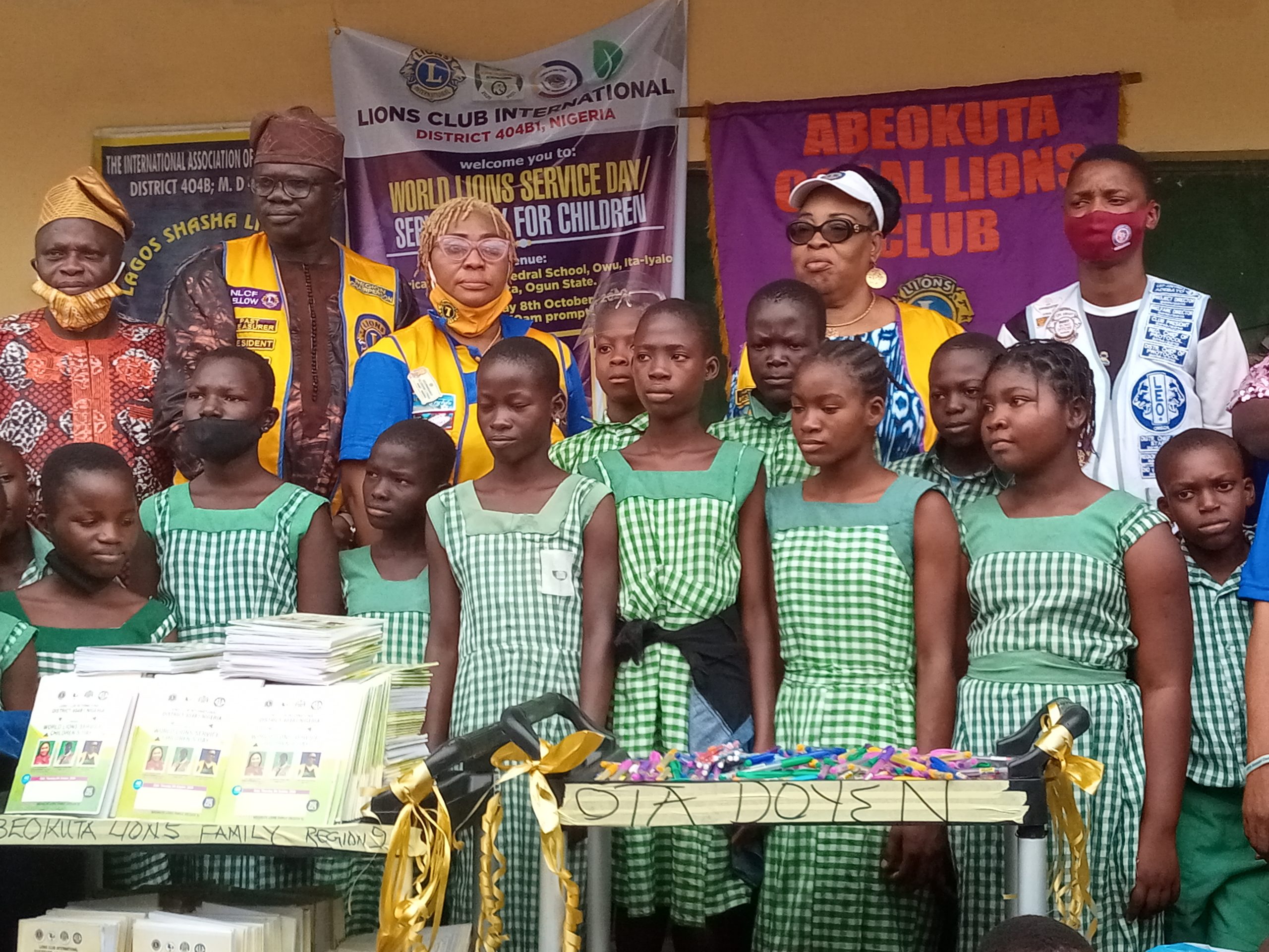 Lions Club donates educational materials, clothings to pupils - PENPUSHING