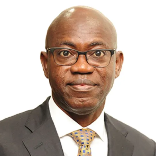 Secretary to Ogun State Government, Talabi showers educational aid on ...