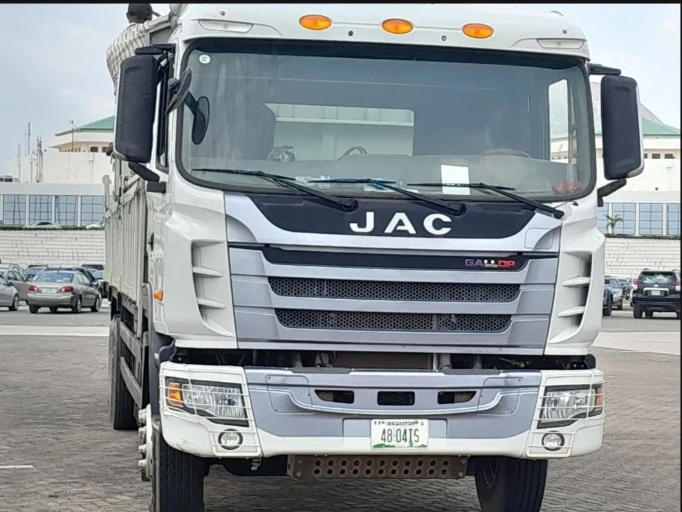 Nigerian immigration truck conveys rams to National Assembly - PENPUSHING